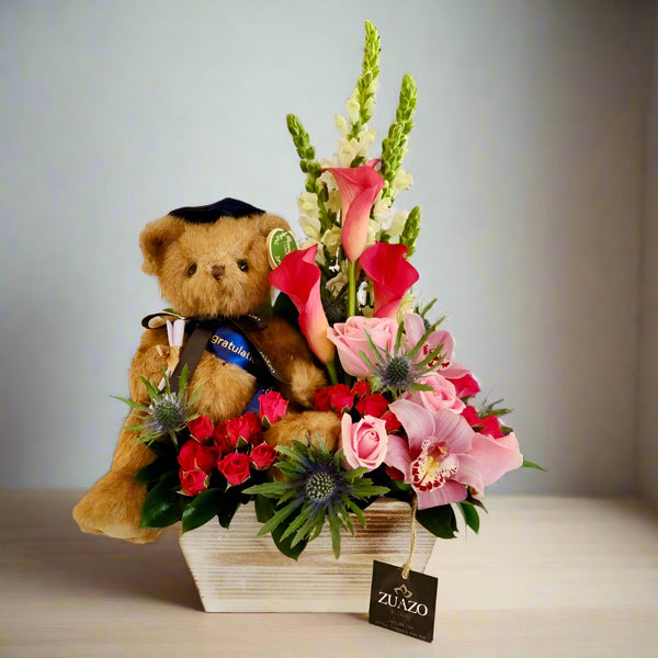 Smarty Bear – Zuazo Floral